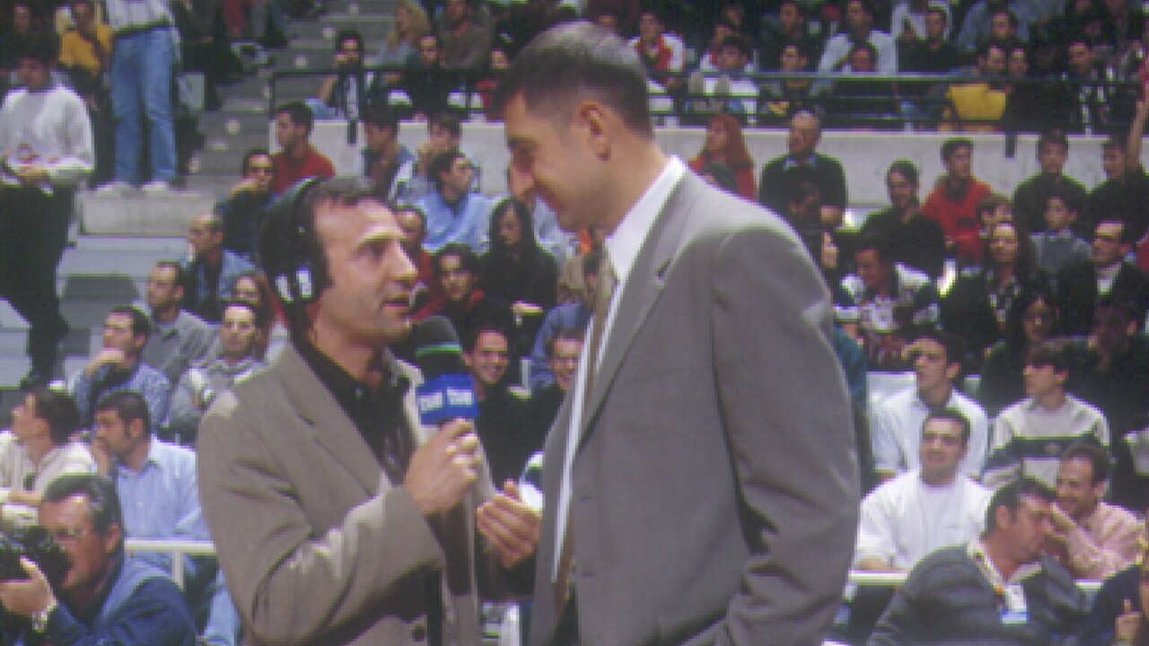 Nacho Calvo cuelga el micro | ACB.COM